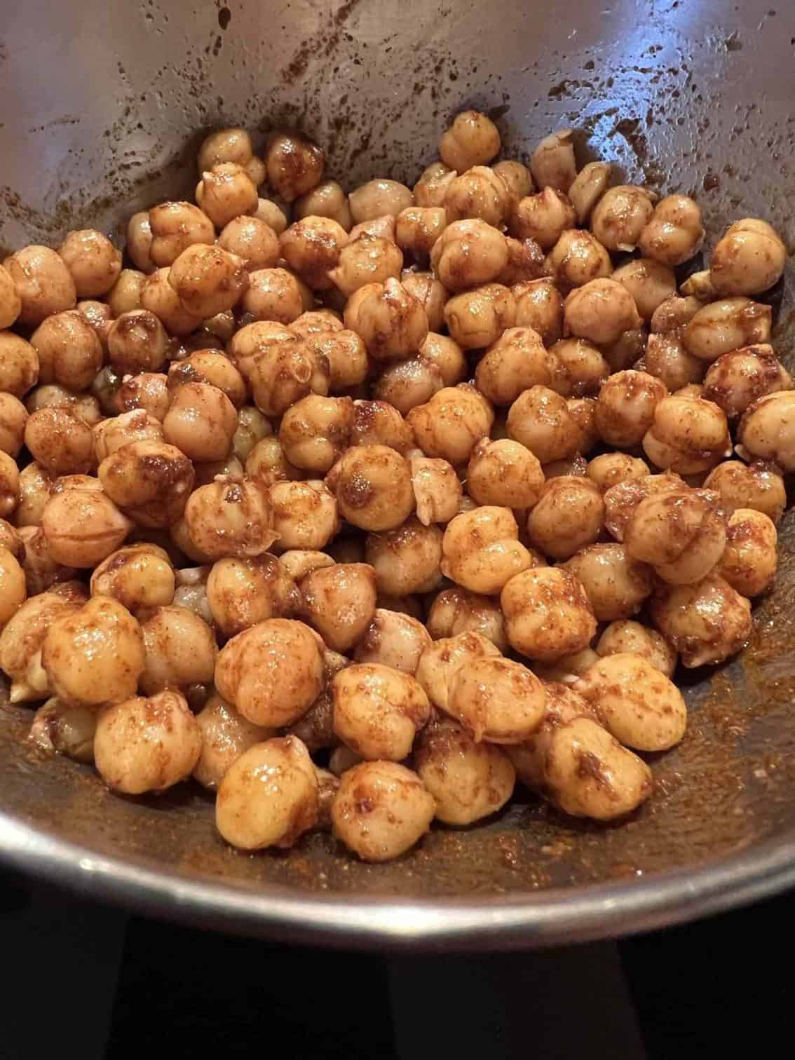 Salată de năut cu legume și orez - Gastron Retete