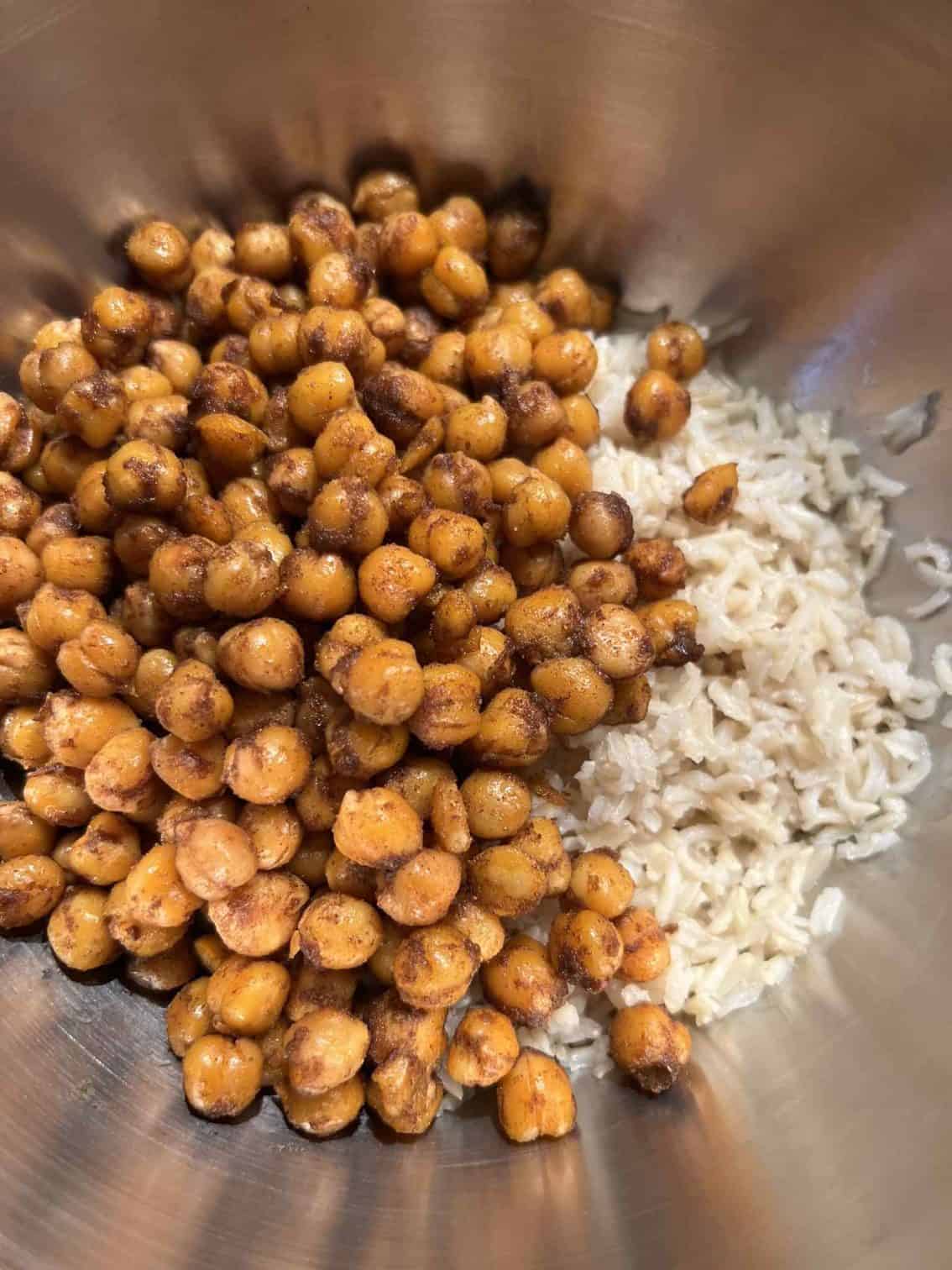 Salată de năut cu legume și orez - Gastron Retete