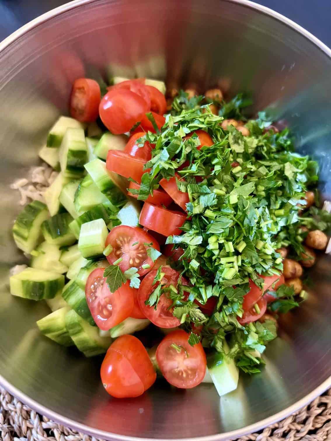 Salată de năut cu legume și orez - Gastron Retete