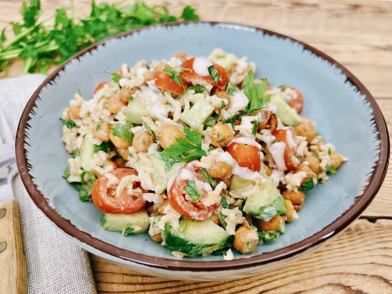 Salat De N ut Cu Legume i Orez Gastron Retete Salat De N ut Cu Legume i Orez Gastron Retete